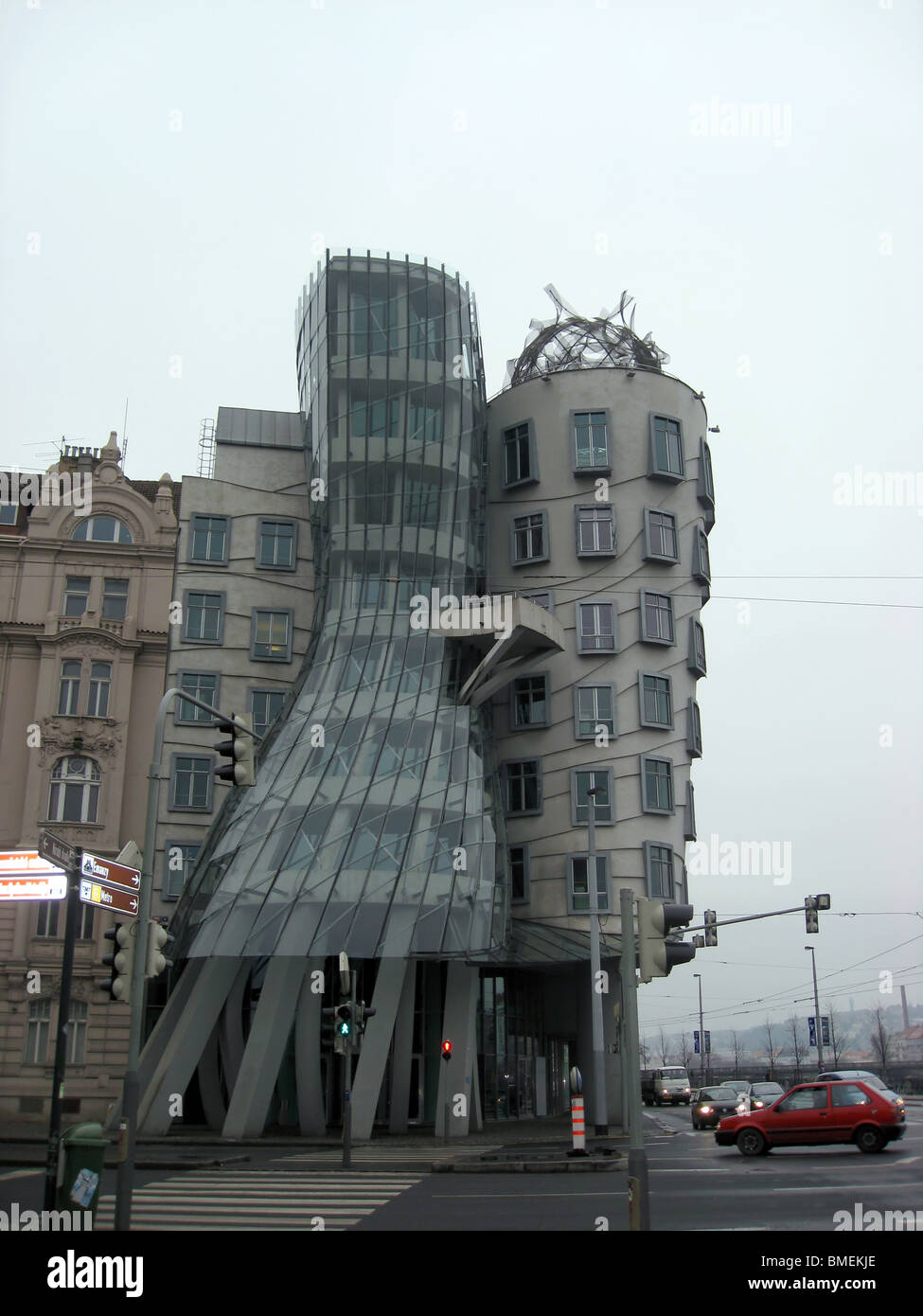 Dancing house - modern architecture design. Prague, Czech Stock Photo ...