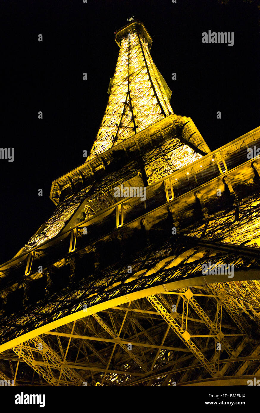 Wrought iron lattice tower hi-res stock photography and images - Alamy