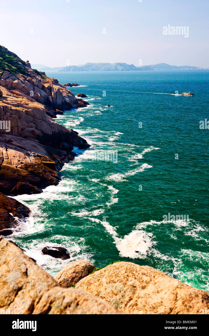 Zhoushan boats hi-res stock photography and images - Alamy