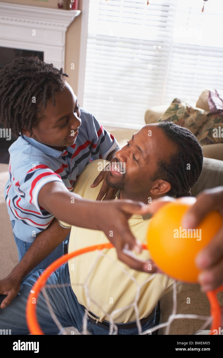 Children playing basketball team hi-res stock photography and images ...