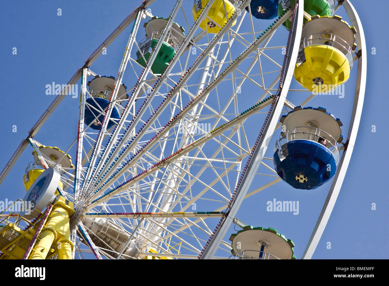 Colorful Ferris wheel in blue sky,Taibei, Taiwan Stock Photo - Alamy
