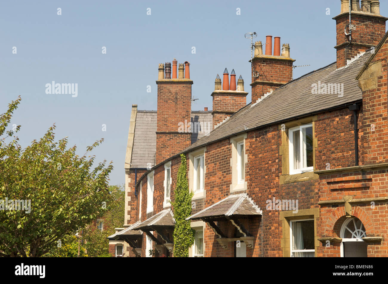 Curved terrace hi-res stock photography and images - Alamy