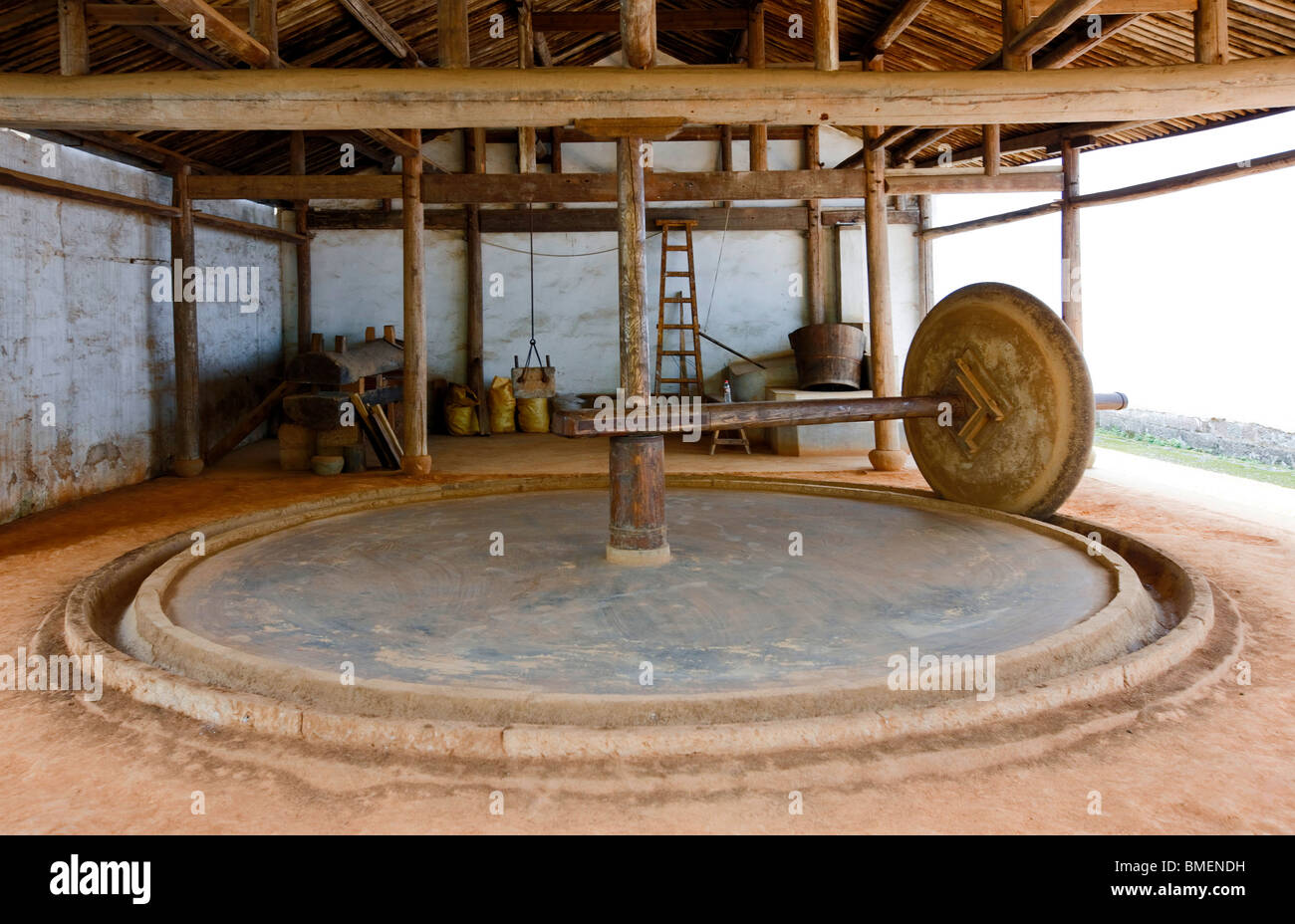 Large mill in a workshop to extract oil, Zhuge Bagua Village, Jinhua ...