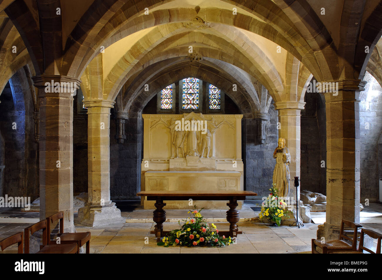 Crypt england uk hi-res stock photography and images - Alamy