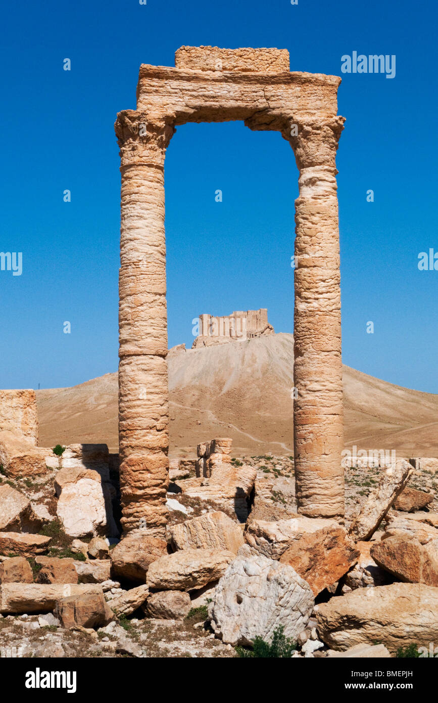 Damascus ancient roman ruins syria hi-res stock photography and images ...
