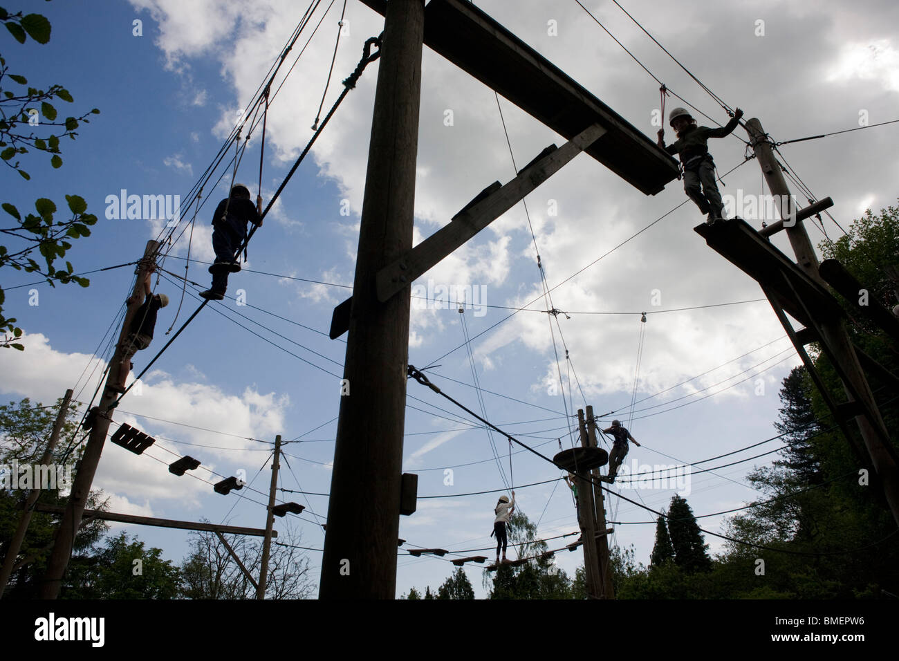 High-wire activity test for young children at YHA Edale Stock Photo - Alamy