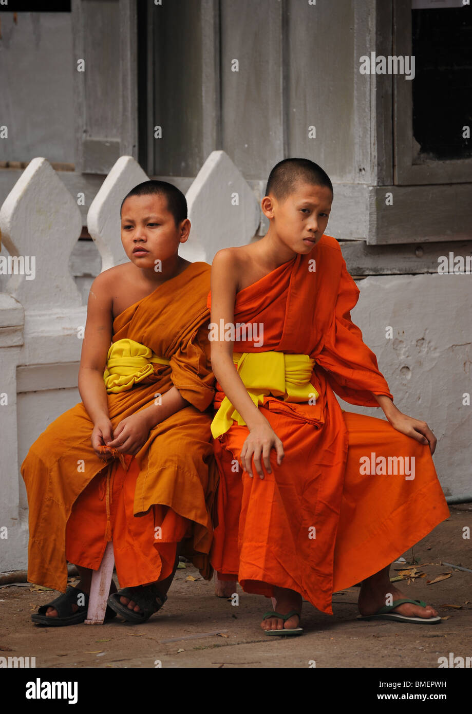 Novice monks laos hi-res stock photography and images - Alamy