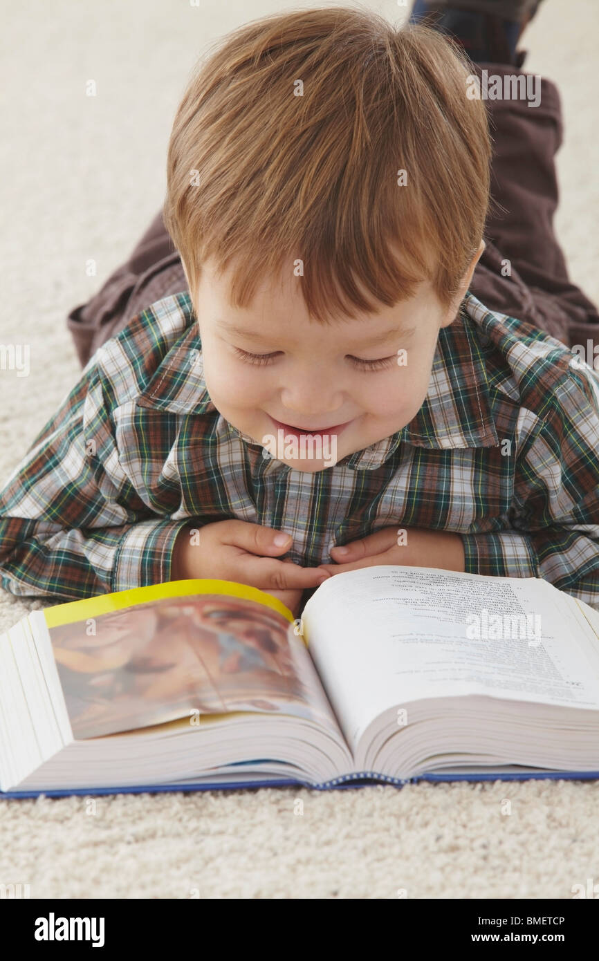 Children Reading Bible Stock Photos & Children Reading Bible Stock ...