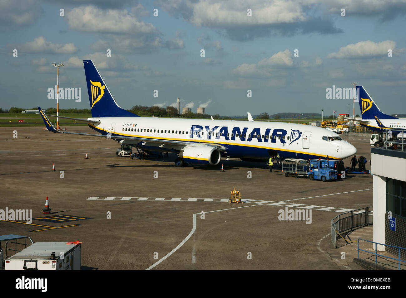 Boeing 737 airliner hi-res stock photography and images - Alamy