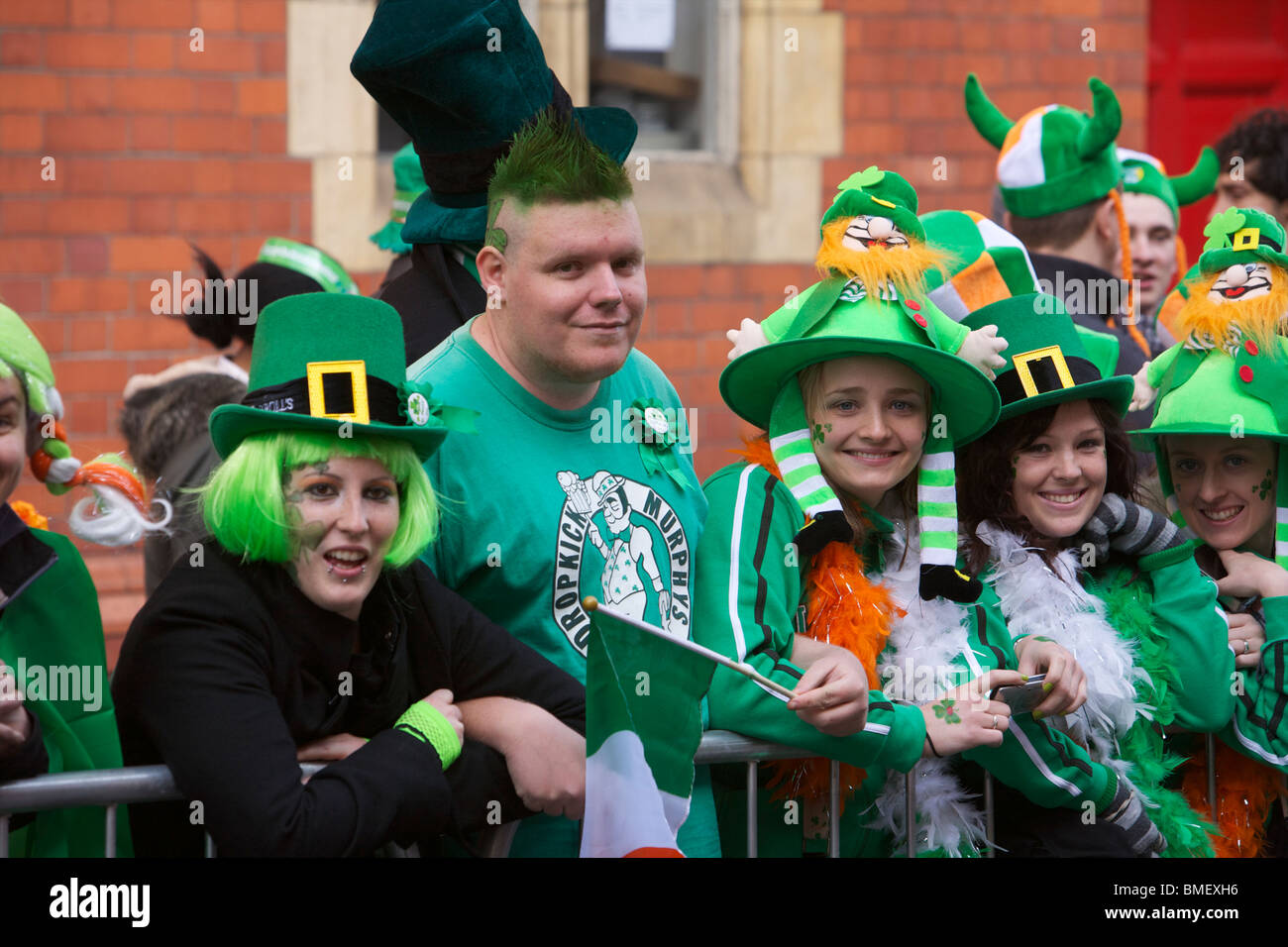 Parades fancy dress crowds hi-res stock photography and images - Alamy