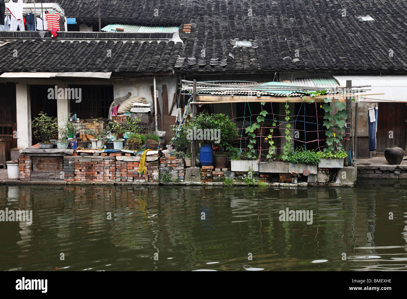 Traditional architecture built along the river, Xinhenong Historic ...