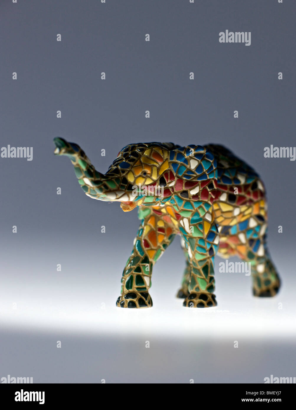 Mosaic elephant hi-res stock photography and images - Alamy