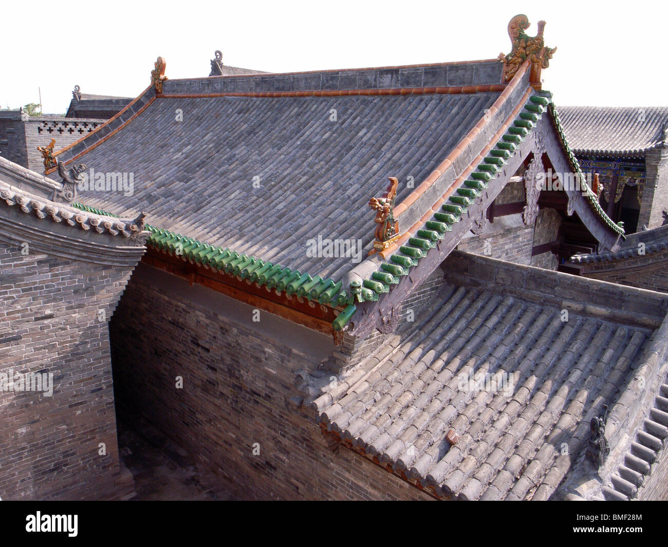 Chinese compound hi-res stock photography and images - Alamy