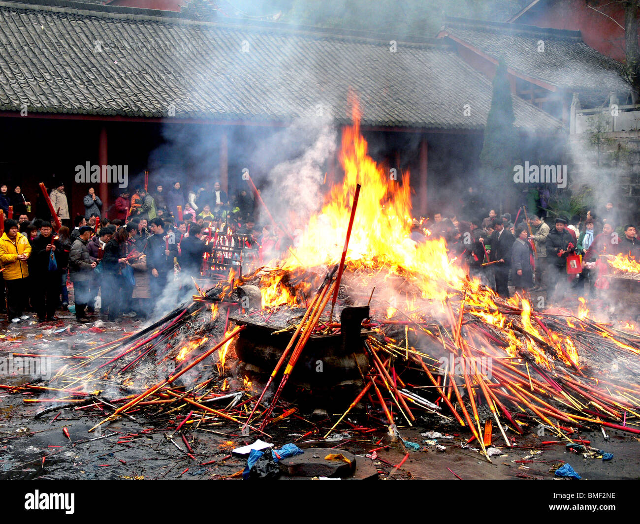 Worshipper hi-res stock photography and images - Alamy