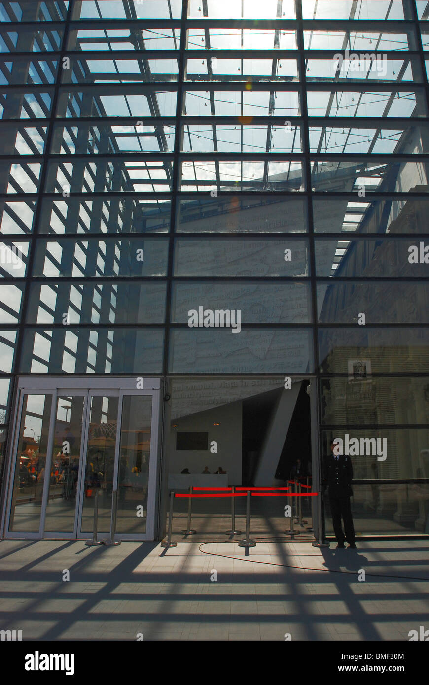 Entrance of Italy Pavilion in Zone C, 2010 Shanghai World Expo Park ...