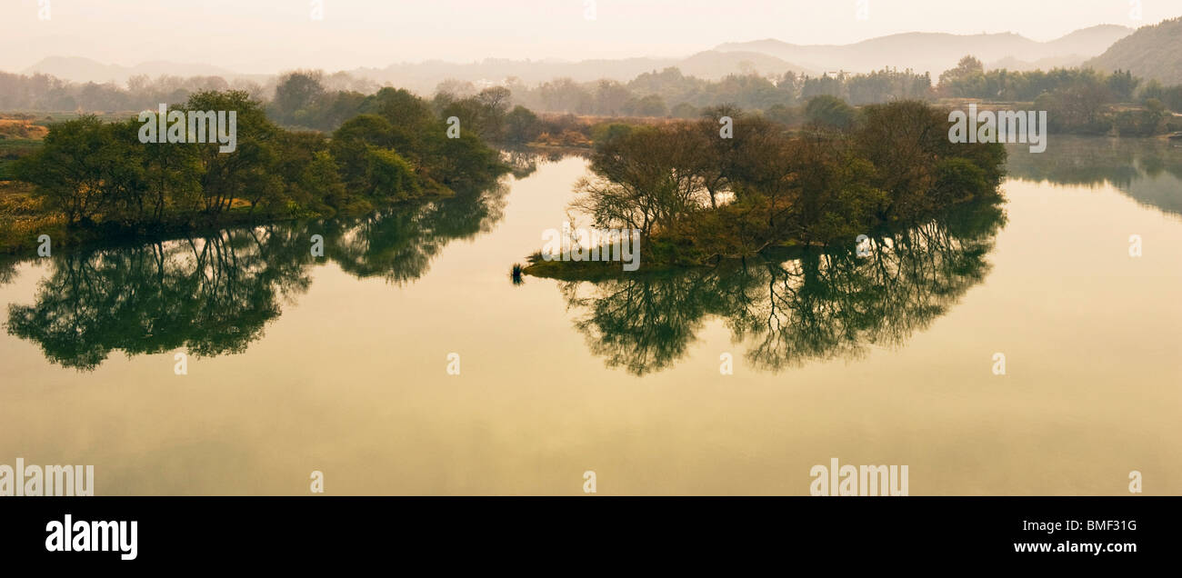 Nanxi River in Yongjia, Wenzhou, Zhejiang Province, China Stock Photo ...