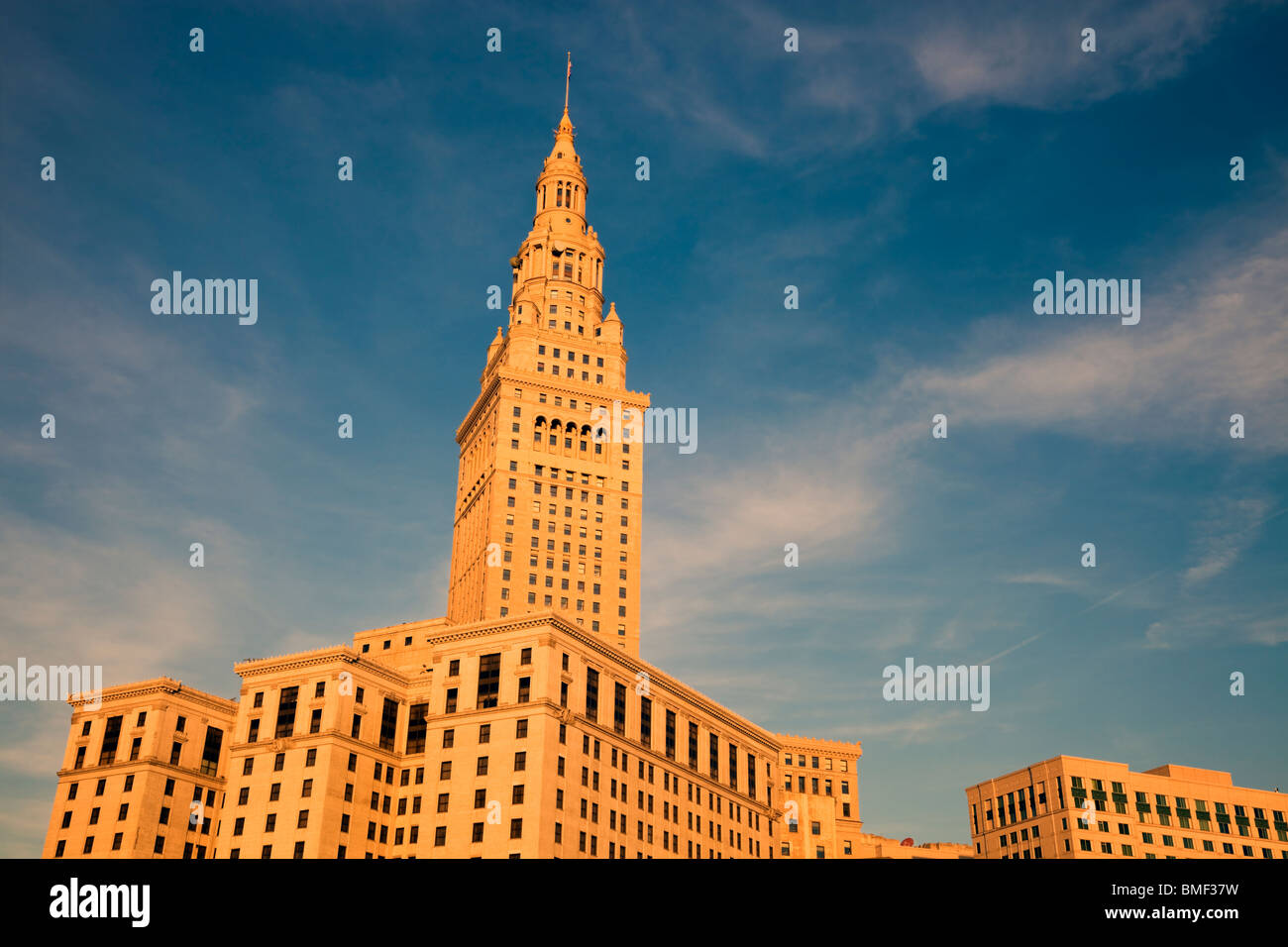Cleveland historic downtown building hi-res stock photography and ...