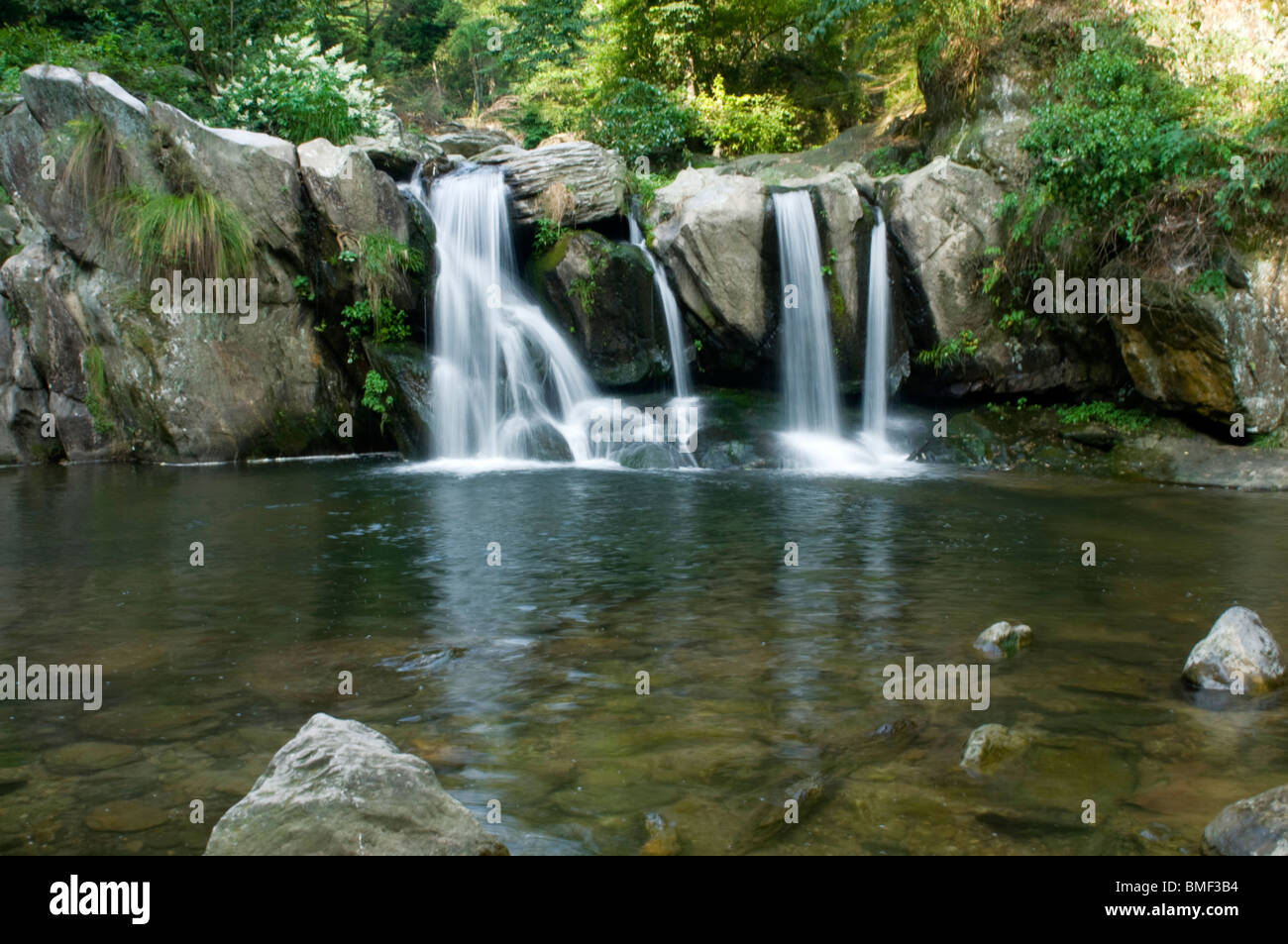 Three step waterfall hi-res stock photography and images - Alamy