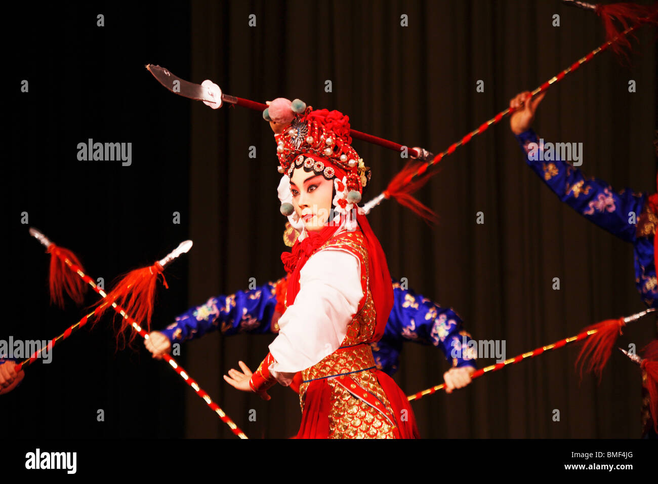 Beijing opera performance, Beijing, China Stock Photo - Alamy Beijing opera performance, Beijing, China Stock Photo - Alamy