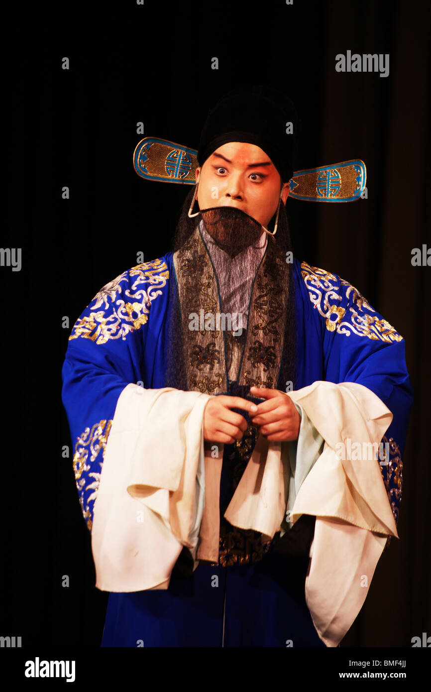 Beijing opera performance, Beijing, China Stock Photo - Alamy