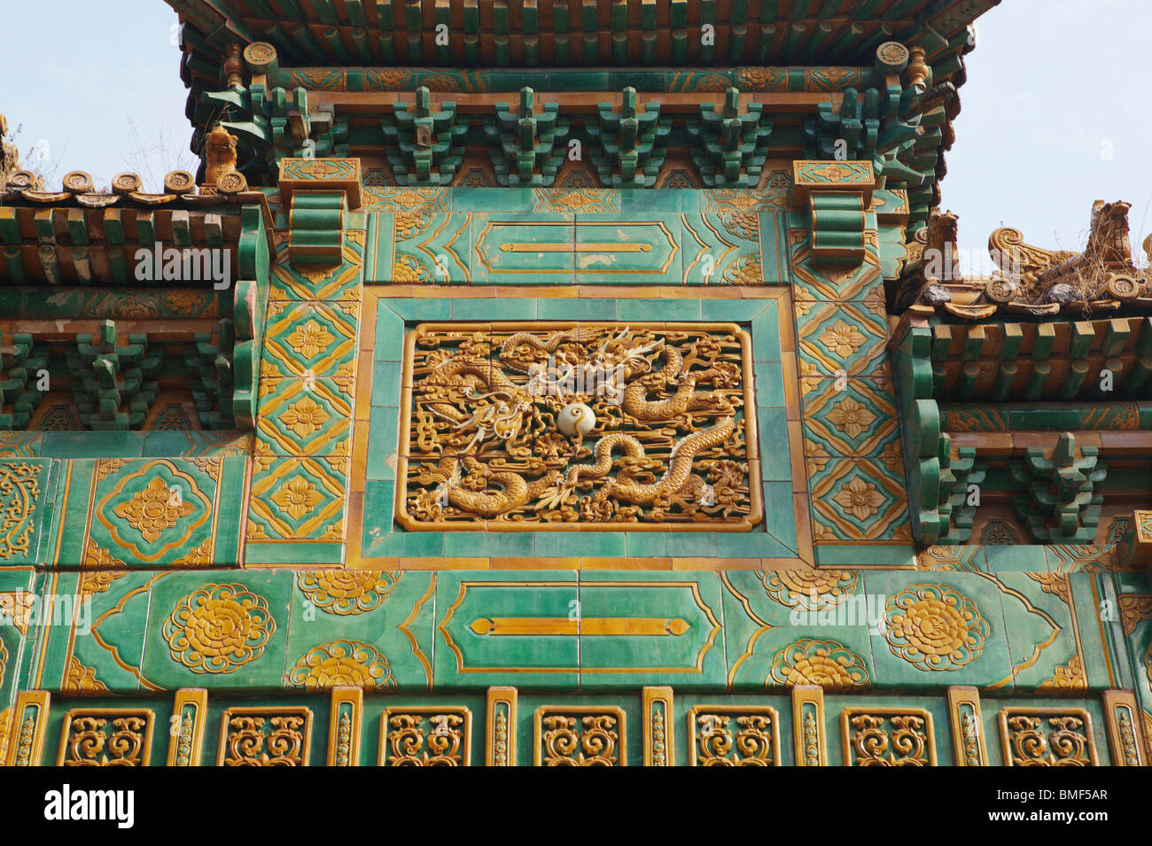 Details of the Pailou with Tibetan style architecture, Bright Temple ...