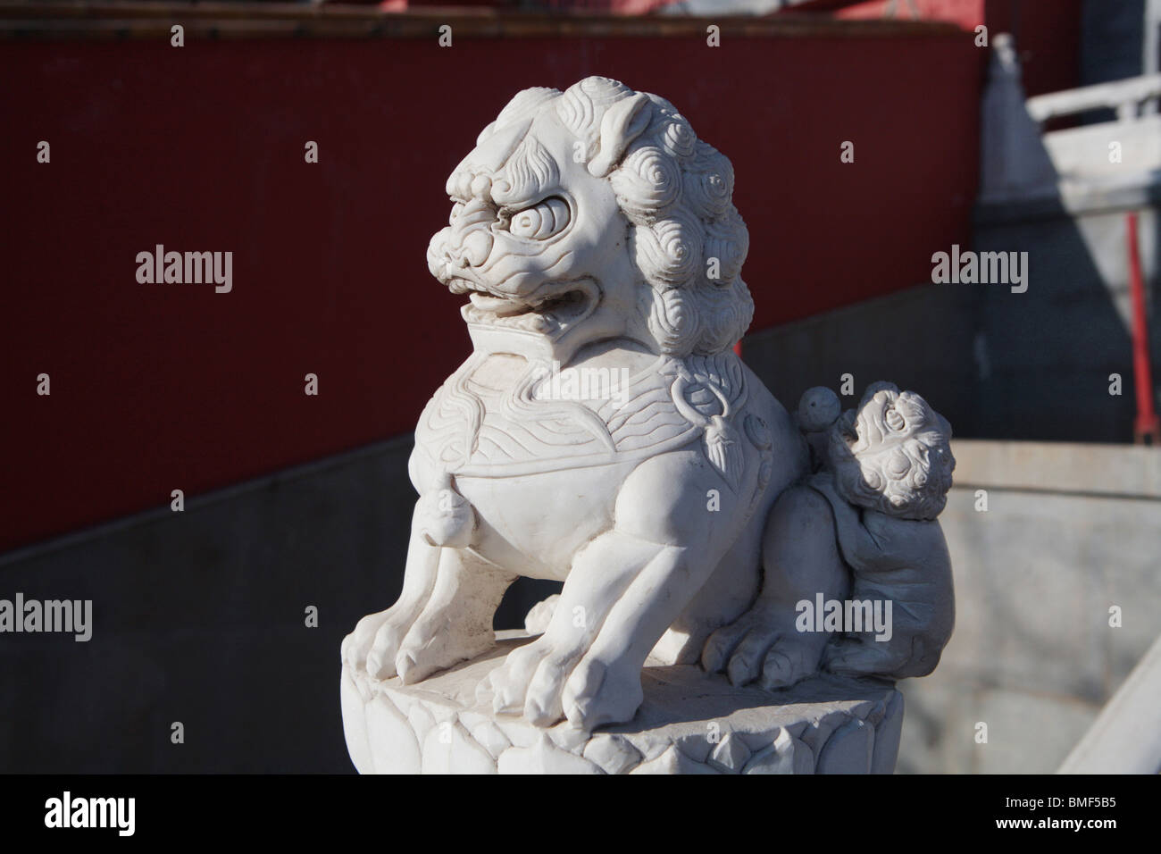 Close-up of stone lion, Badachu Park, Beijing, China Stock Photo - Alamy