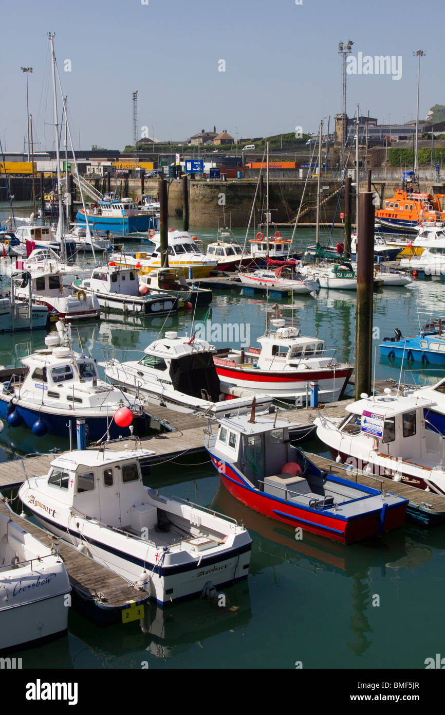 Dover port access hi-res stock photography and images - Alamy
