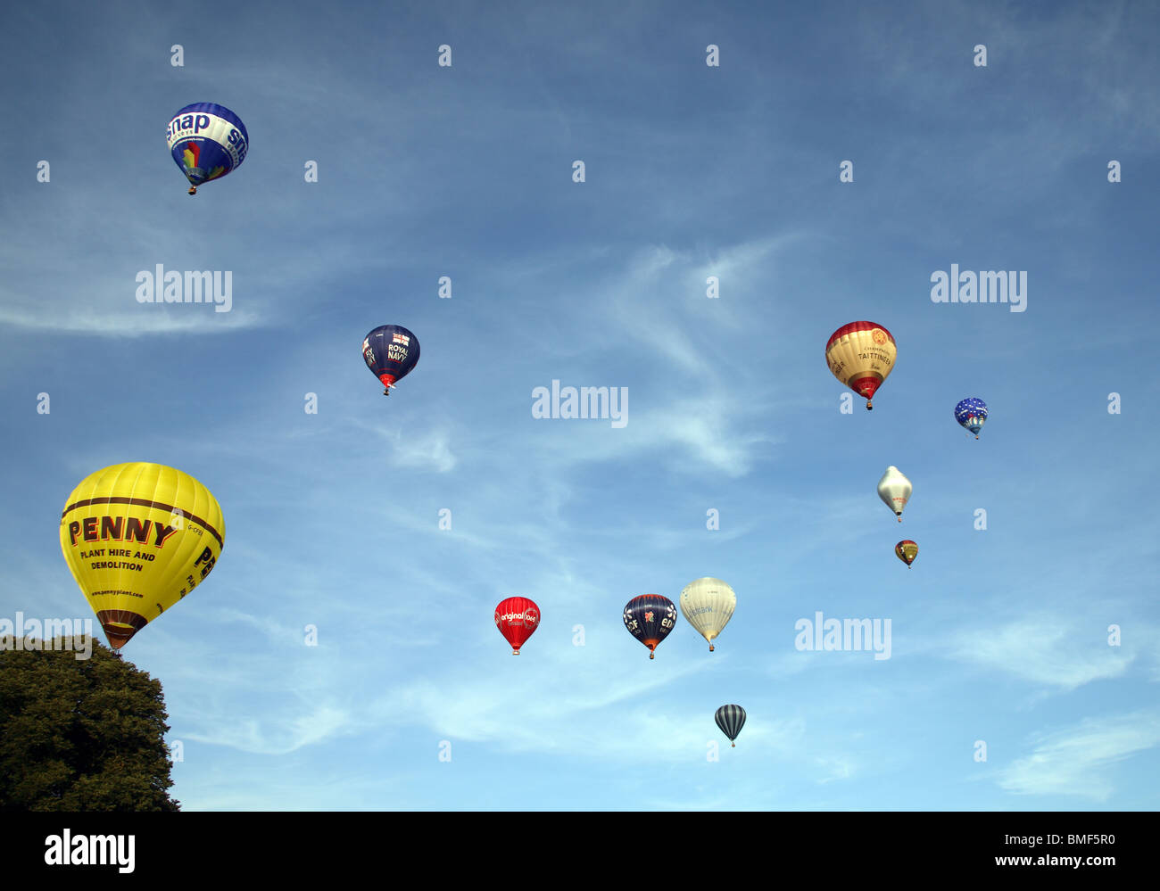 Hot air balloons mass launch Stock Photo - Alamy
