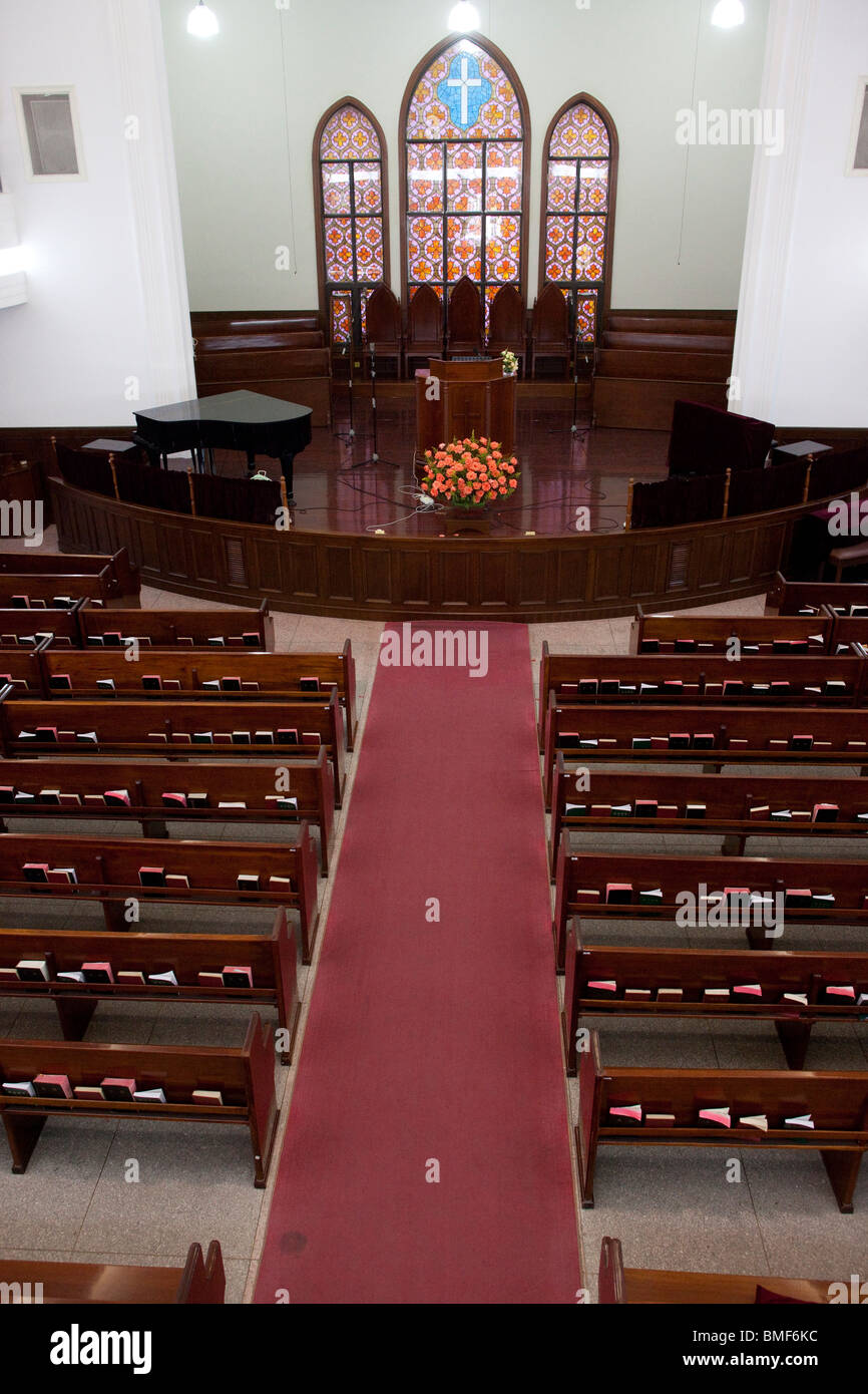 Interior of Shanghai Grace Church, Shanghai, China Stock Photo - Alamy