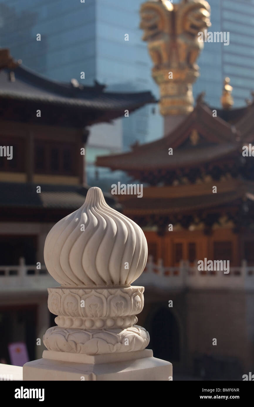 Details of marble railing, Jing'an Temple, Shanghai, China Stock Photo ...