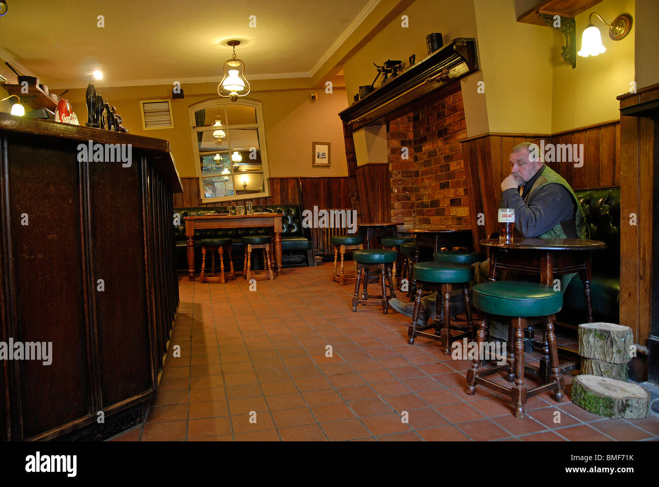 West midlands pub hi-res stock photography and images - Alamy