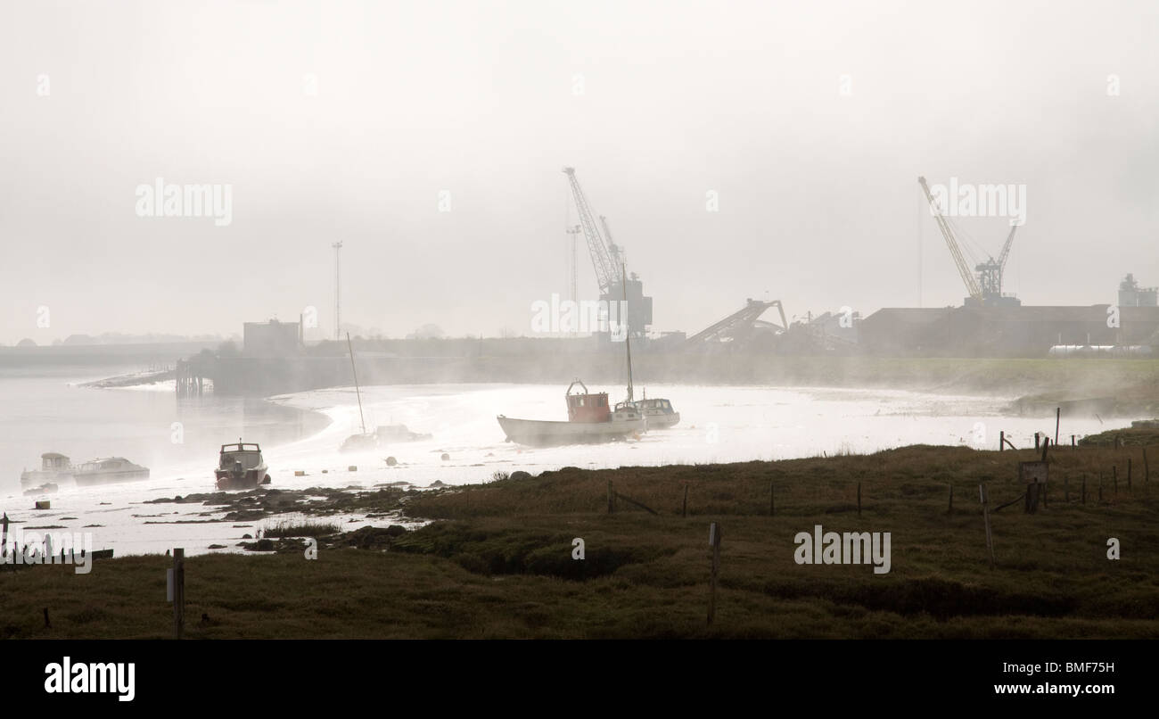 Ridham dock hi-res stock photography and images - Alamy