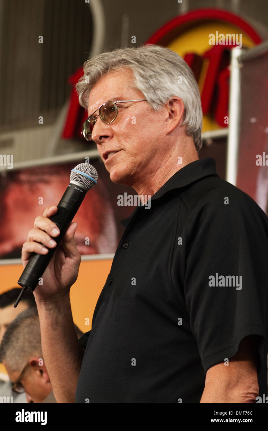 Michael buffer rumble hi-res stock photography and images - Alamy