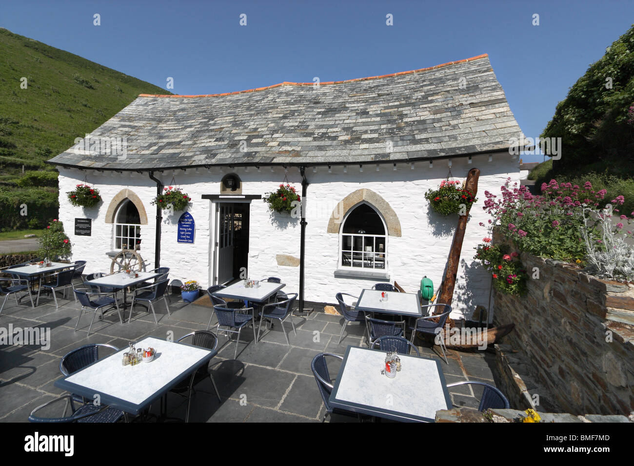 Boscastle Restaurant Cornwall High Resolution Stock Photography and ...