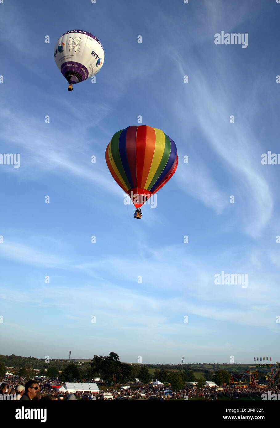Hot air balloons mass launch Stock Photo - Alamy