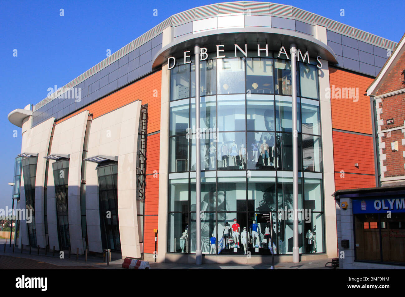 Ashford designer outlet centre hi-res stock photography and images - Alamy