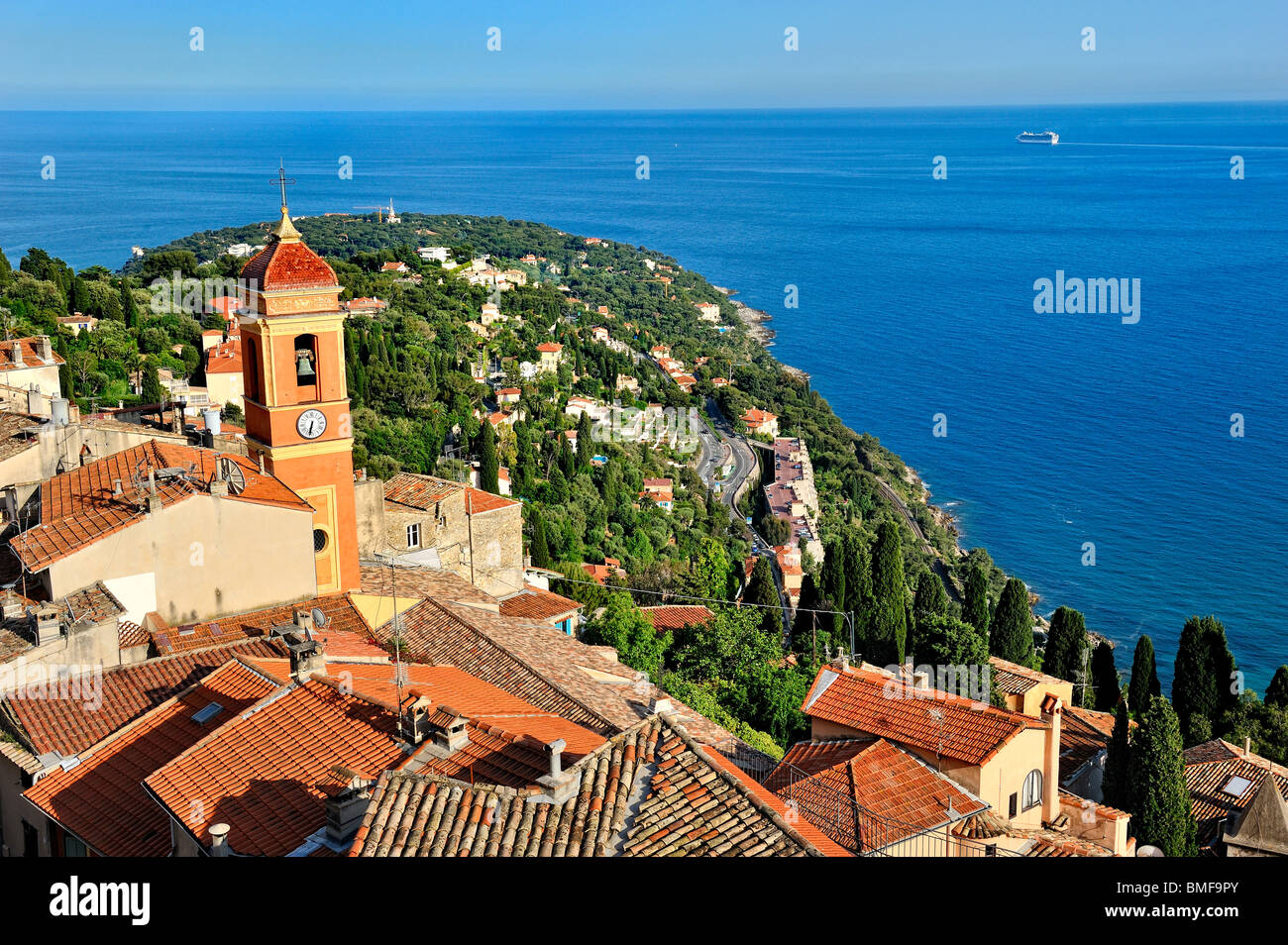 Roquebrune cap martin hi-res stock photography and images - Alamy