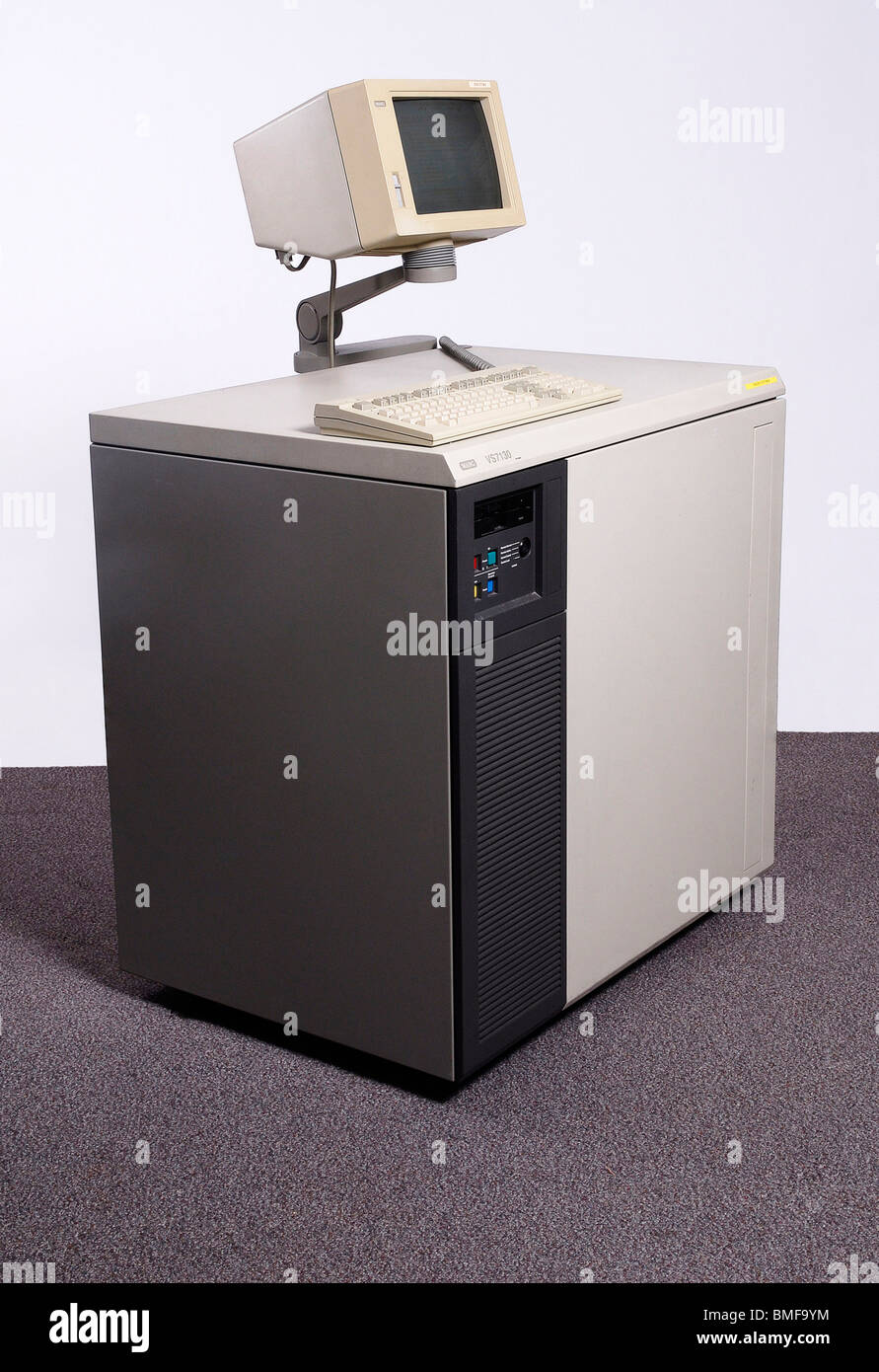 Wang computer hi-res stock photography and images - Alamy
