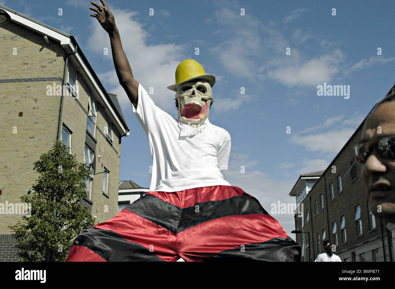 UK REVELLERS PARADING AT NOTTING HILL CARNIVAL, LONDON, THE BIGGEST ONE ...