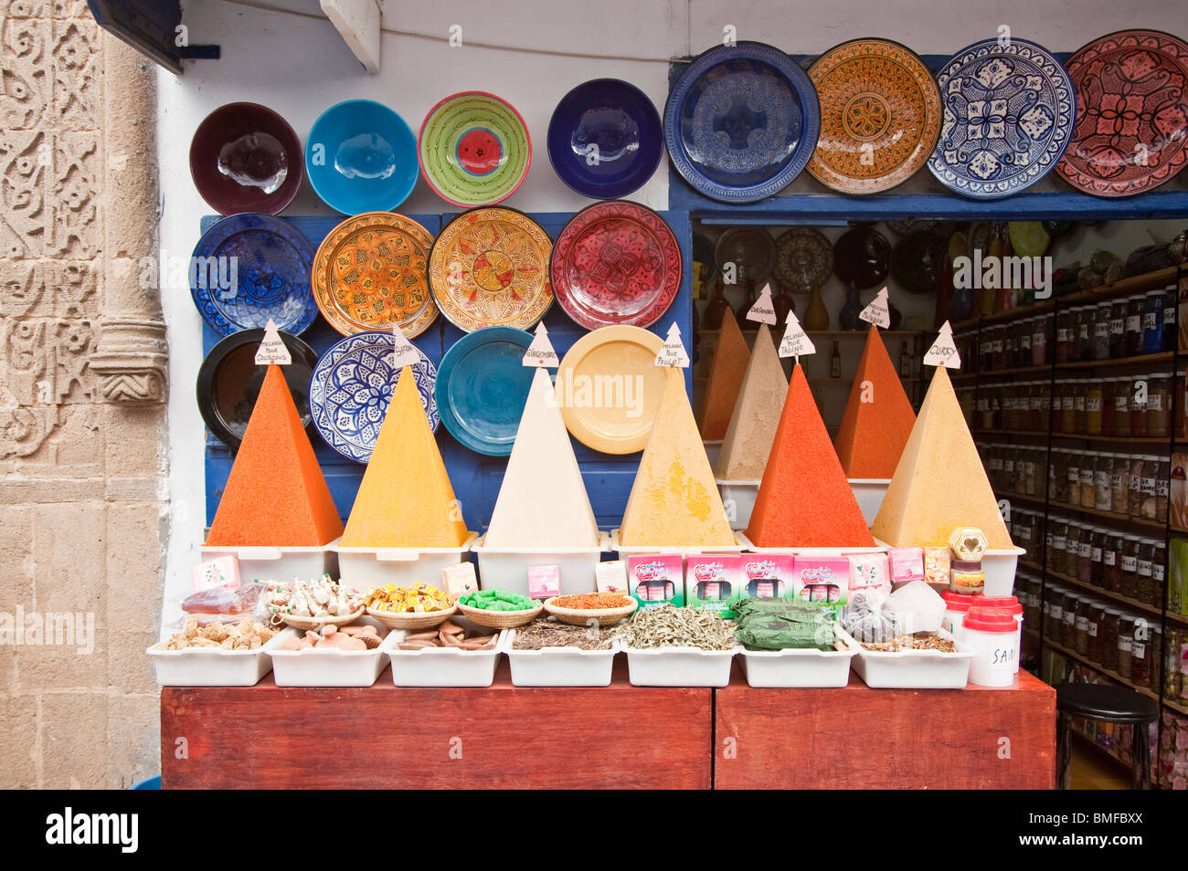 Spices stand in Medina Stock Photo - Alamy
