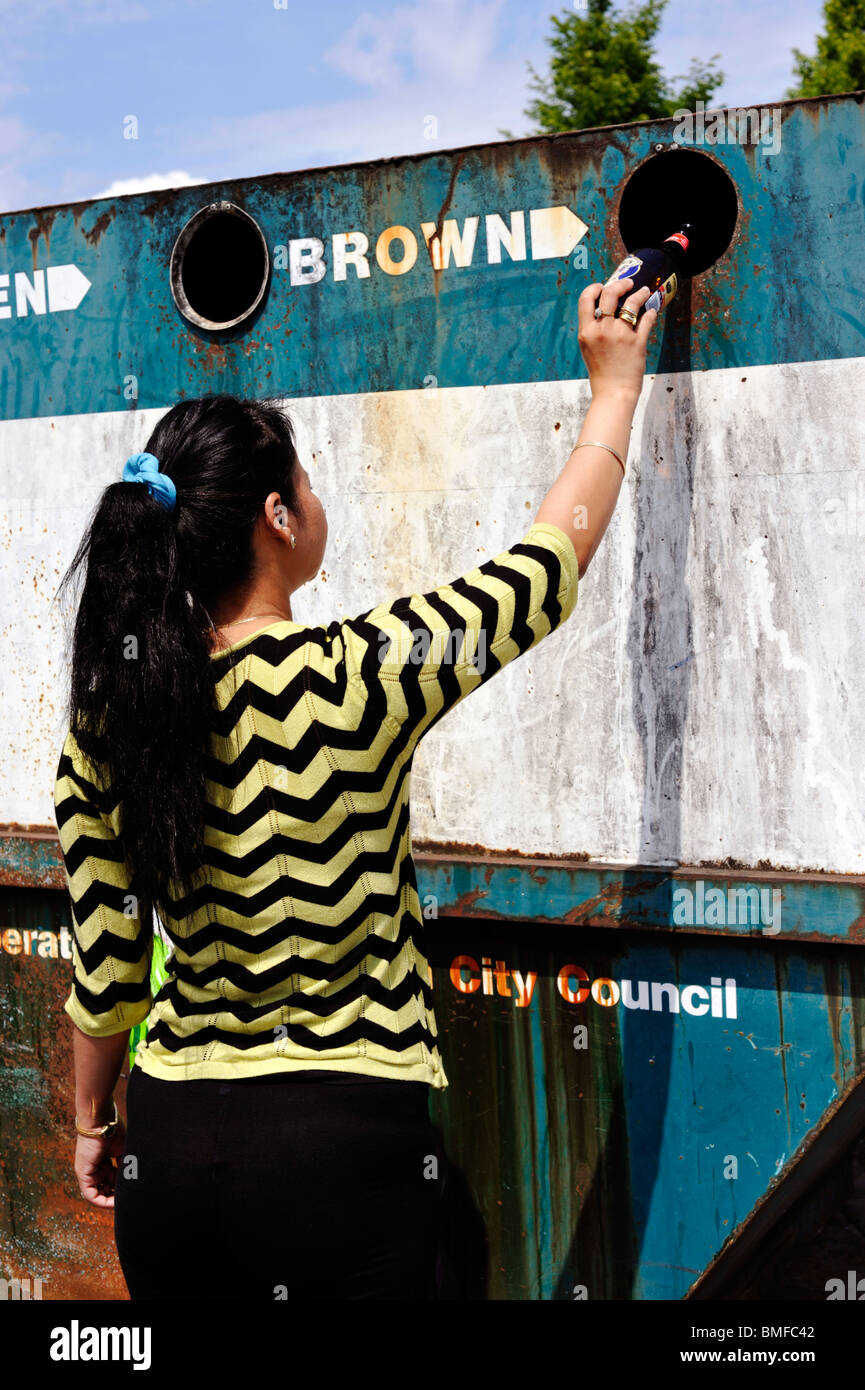 Glass bottle recycling bank hi-res stock photography and images - Alamy