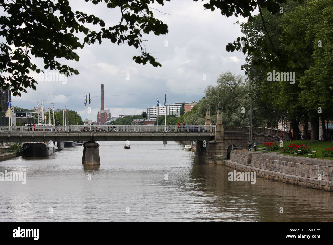 Bridge across river aura hi-res stock photography and images - Alamy