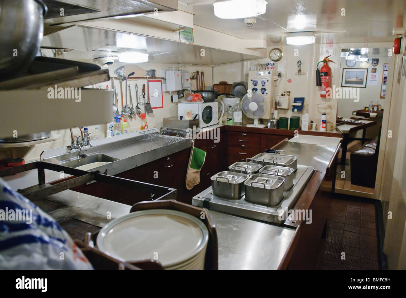 Deep sea fishing trawlers hi-res stock photography and images - Alamy