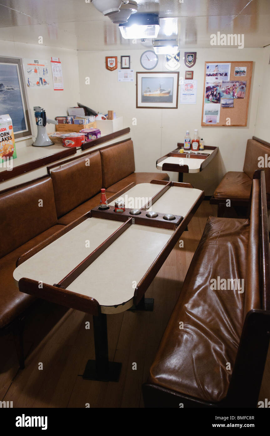 Mess deck hi-res stock photography and images - Alamy