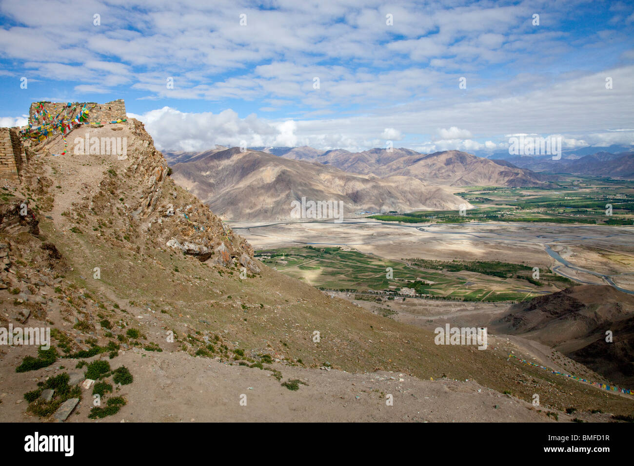 Ruined chu hi-res stock photography and images - Alamy