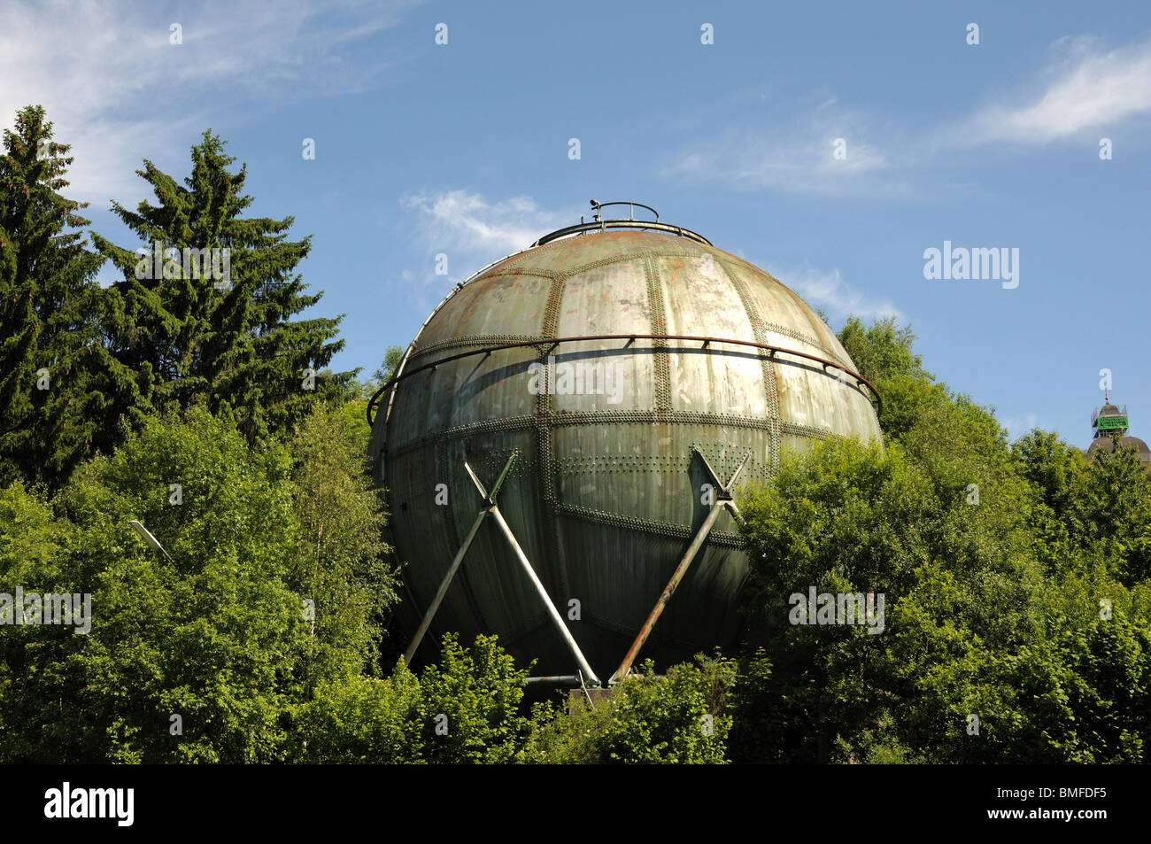 Old gas storage tank hi-res stock photography and images - Alamy