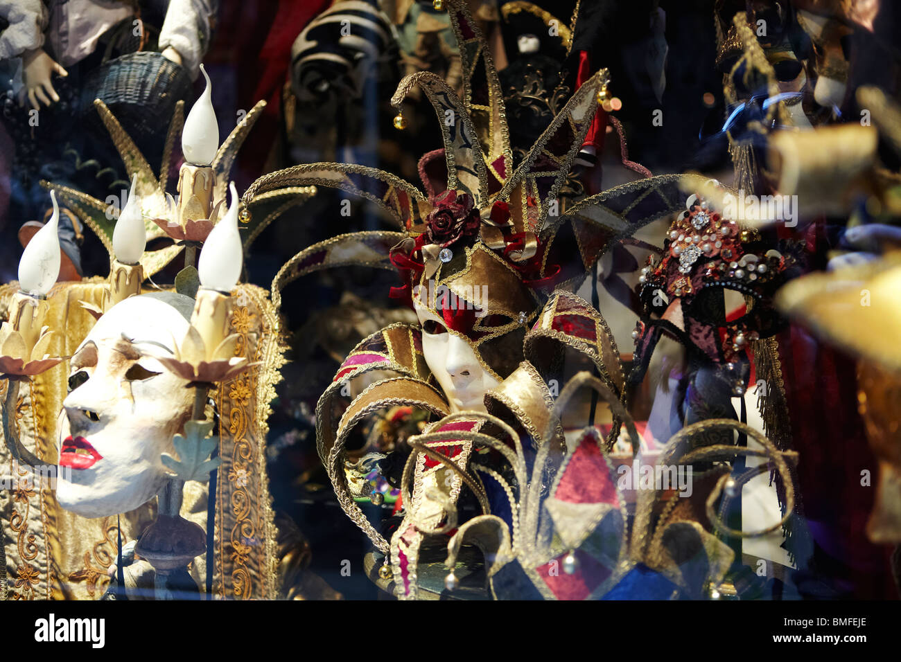 Beautiful Venetian masks in Venice, Italy Stock Photo - Alamy