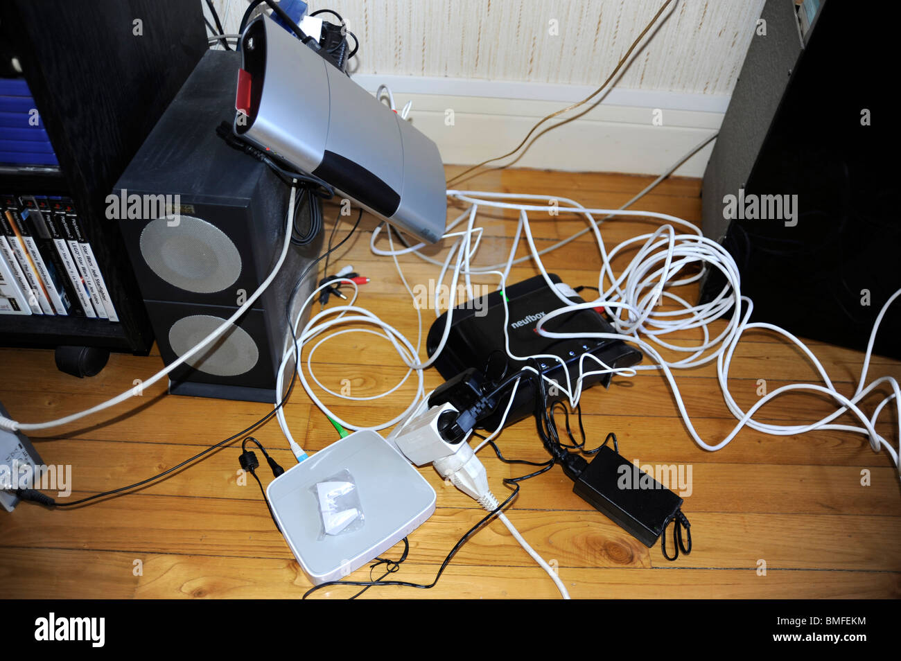 Fibre optic cable box hi-res stock photography and images - Alamy