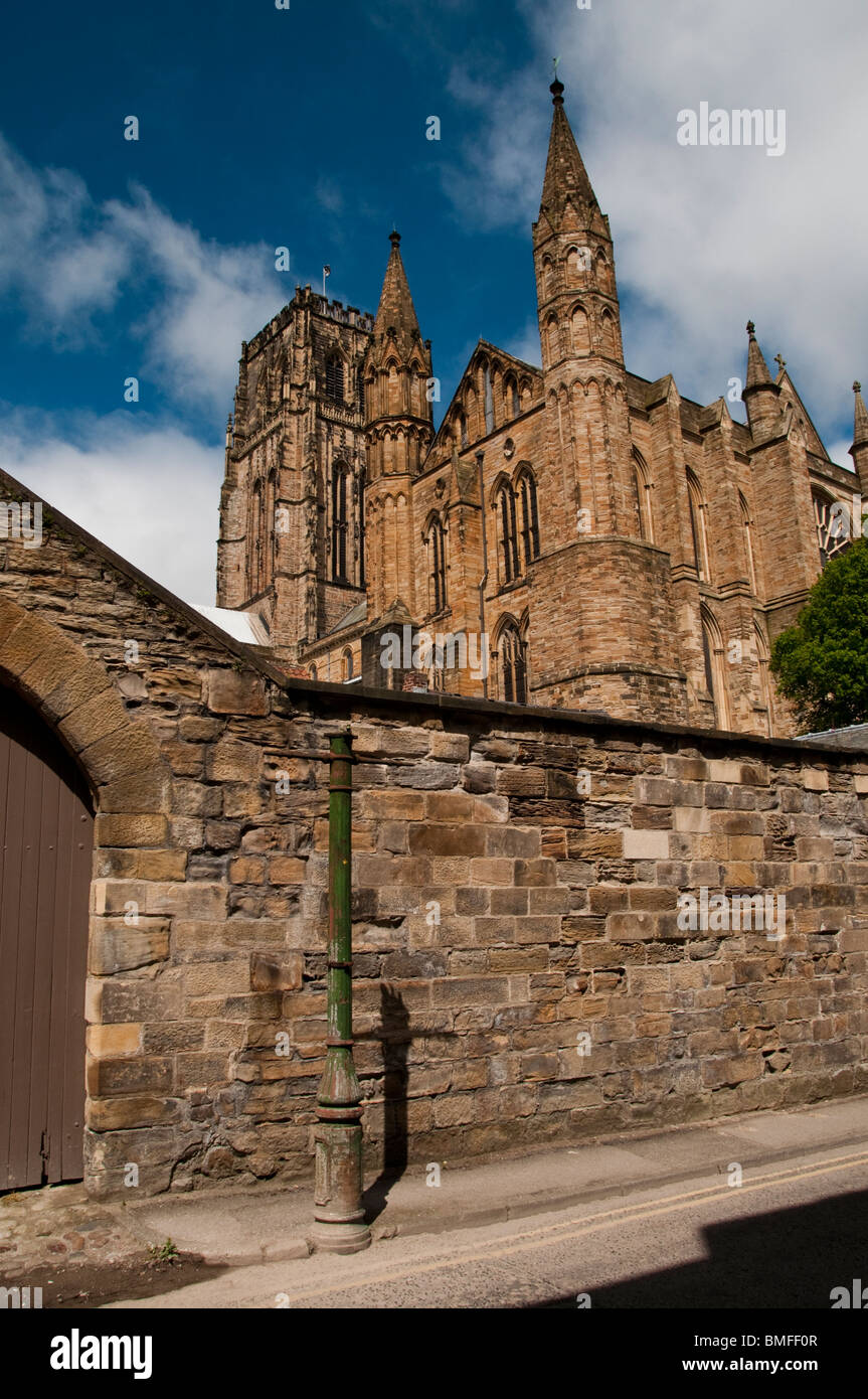 Durham Cathedral from traditional street and stone wall Stock Photo - Alamy