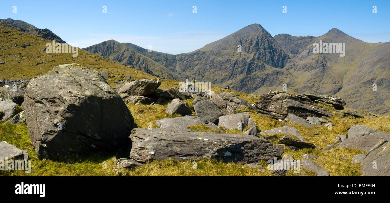 Macgillycuddys reeks hi-res stock photography and images - Alamy